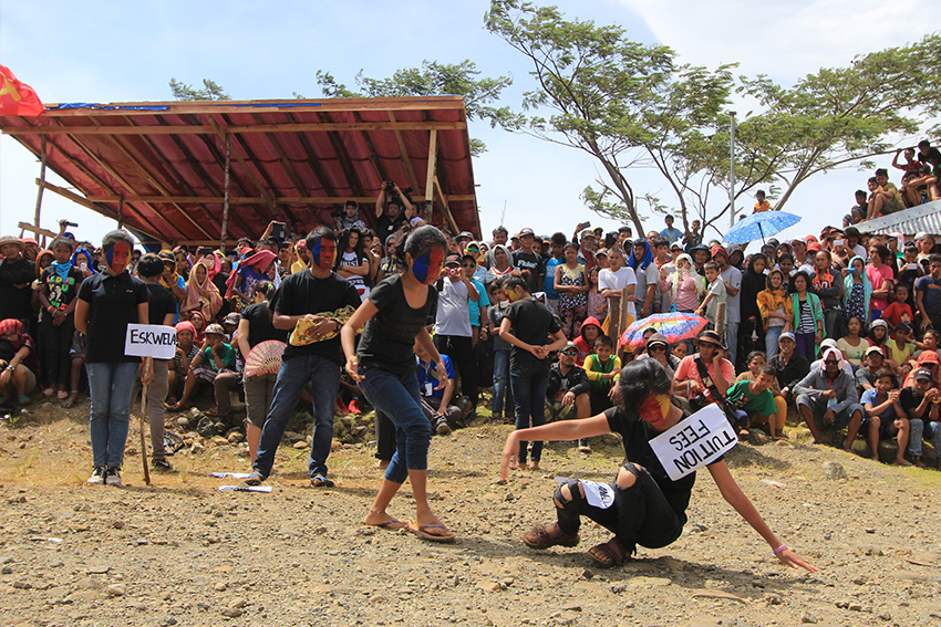 PHOTOS | NPA releases prisoners in Surigao City | Davao Today