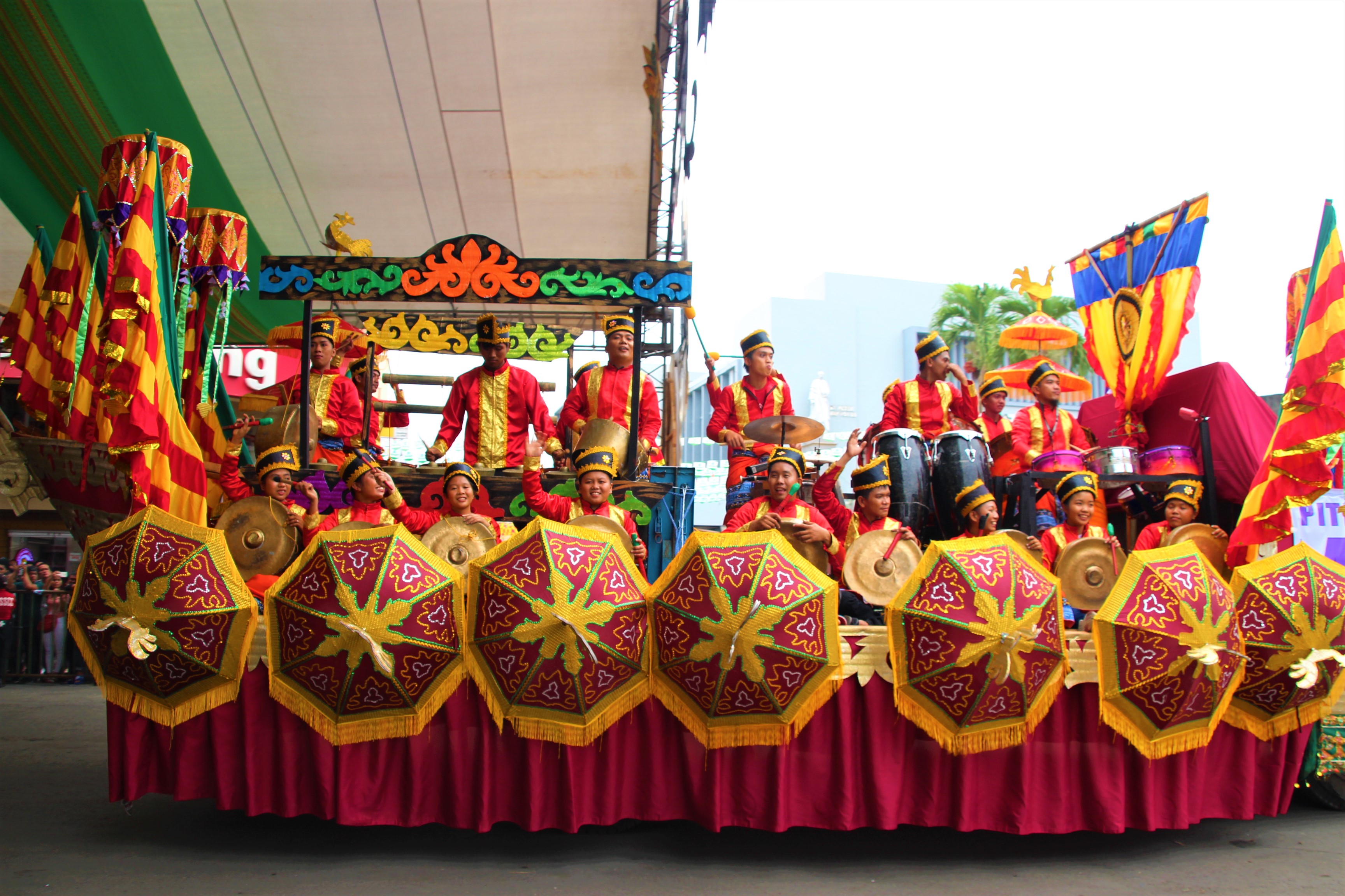 Kadayawan floats at a glance | Davao Today